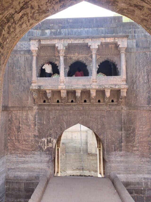 विहीर नव्हे हा तर 'छत्रपतीं'चा राजवाडा