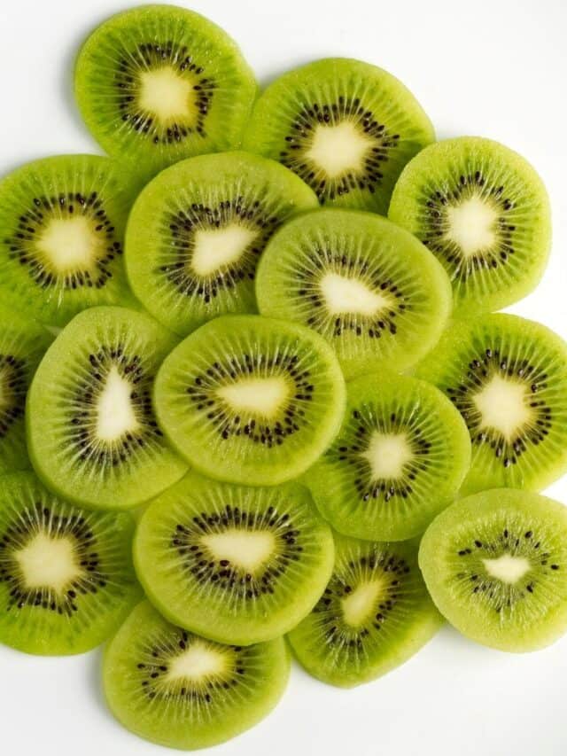 5 Fruits to Relieve Constipation & Better Digestion