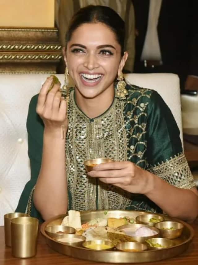 10 favourite foods of Bollywood celebrities