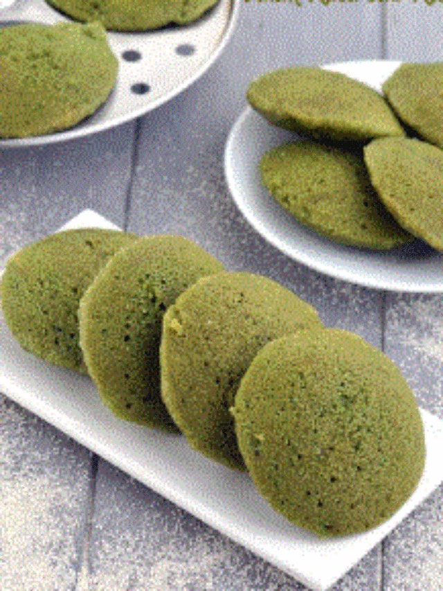 How To Make Stuffed Palak Idli At Home?