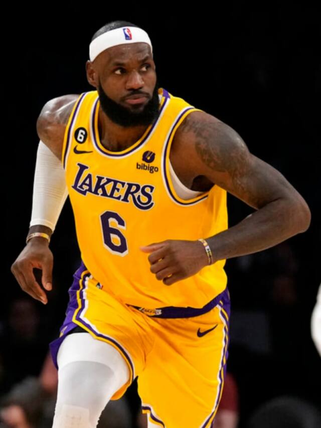 LeBron James Becomes First Basketball Player To Score 40,000 NBA Points