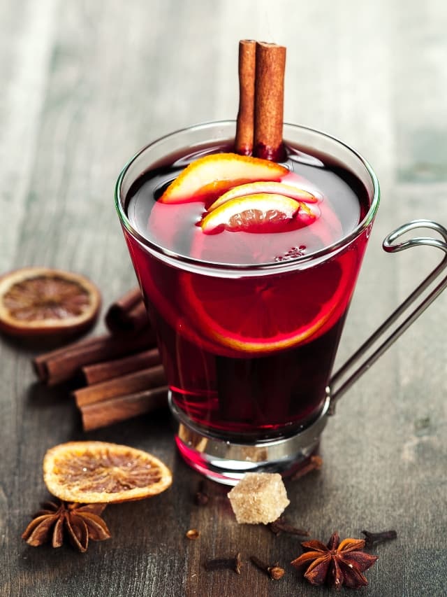 5 Amazing Benefits of Cinnamon Tea