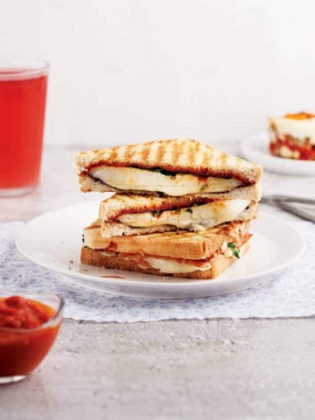 Tasty Peri Peri Paneer Sandwich Recipe