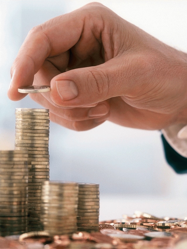 7 Best Post Office Schemes That Offer Over 7% Interest