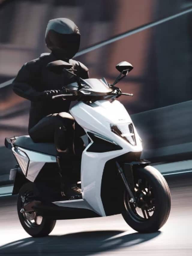 5 Electric Scooters With Largest Under-Seat Storage