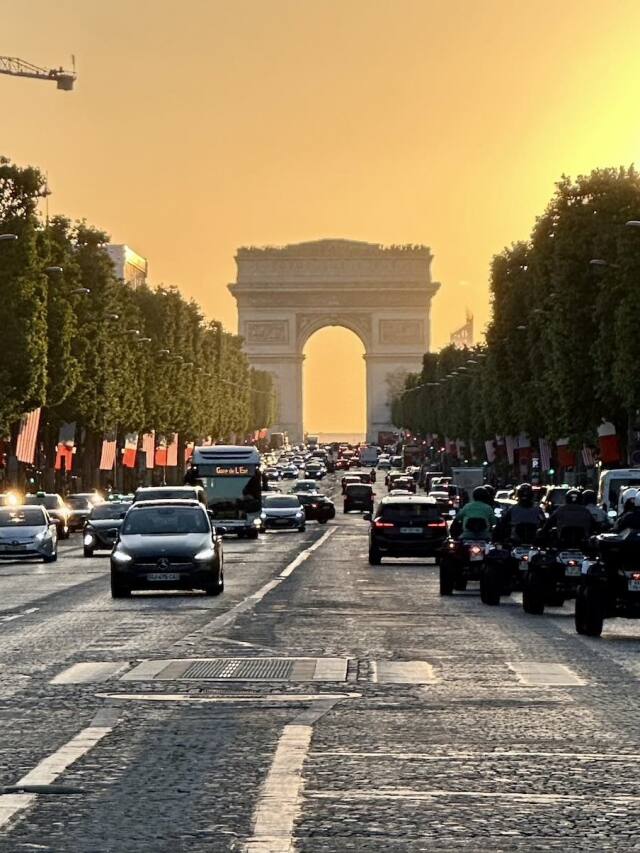 10 Most Photographed Streets In The World