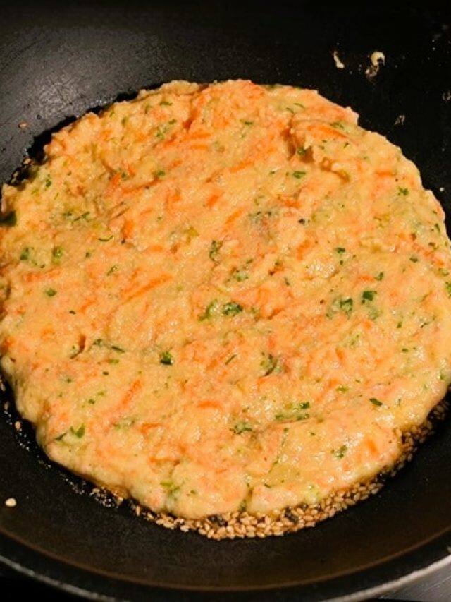 Gujarati Moong Dal Handvo Recipe