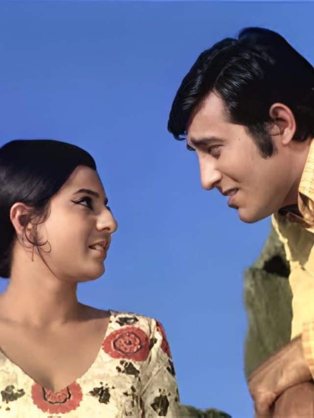 10 Movies Of Tanuja To Watch