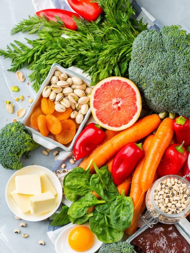 10 vitamins and minerals you must get from your daily diet