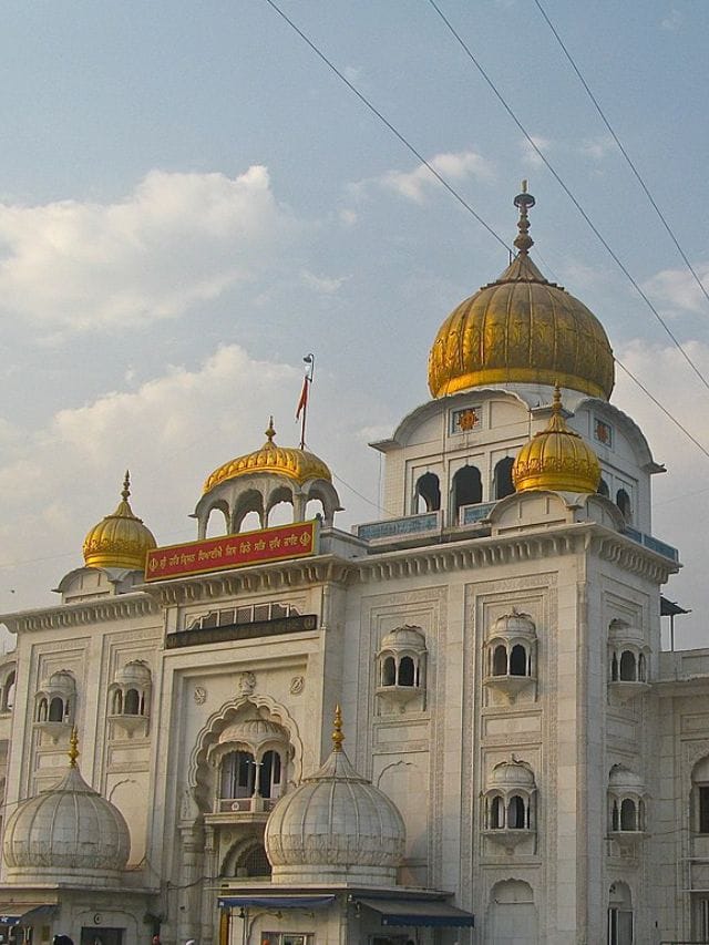 10 Most Beautiful Gurudwaras Across India