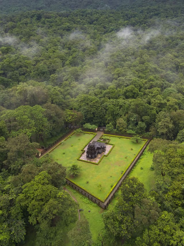 9 Most Beautiful Temples You Can Visit on Your Goa Trip