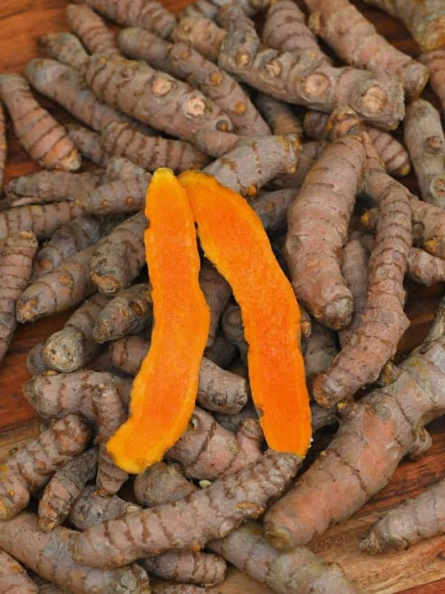 9 tips to remove turmeric stains from fingers