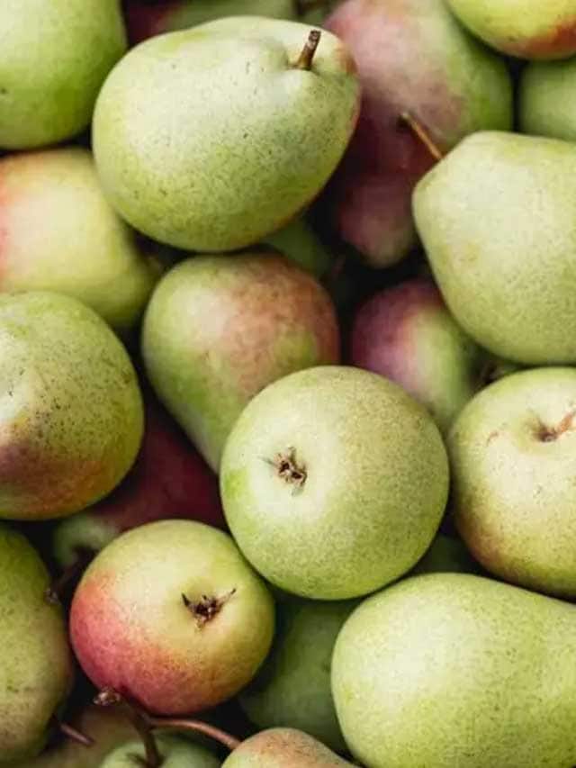 5 Amazing Benefits Of Eating Pears