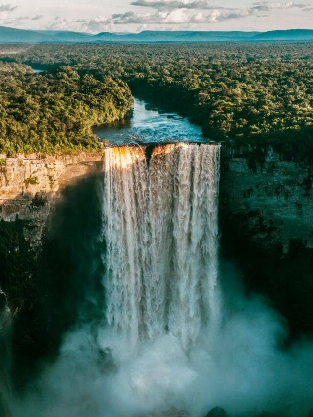 12 Breathtaking Waterfalls You Have to Visit in 2025