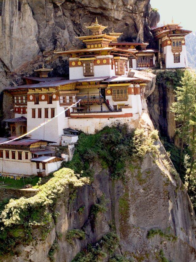 12 Must-Visit Destinations You Can’t Miss in 2025