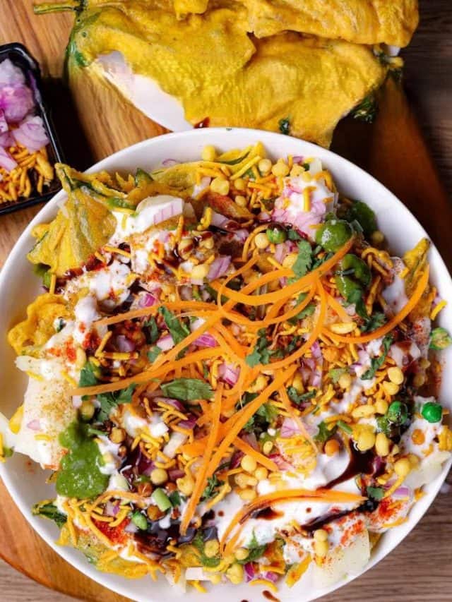 Flavourful Palak Patta Chaat Recipe