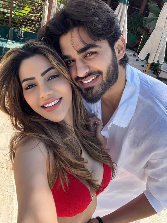 Nikki Tamboli's Cute Couple Moments With Boyfriend Arbaz Patel