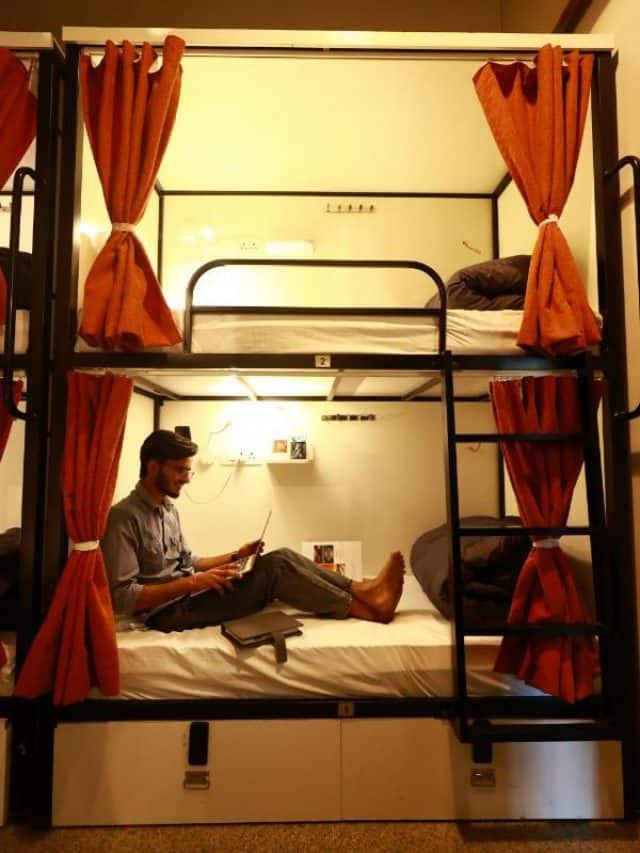 New Delhi Metro pod hotel offers 6-hour stays for ₹400 with games