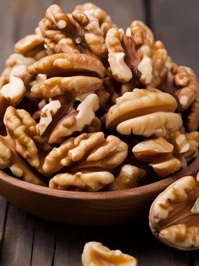 9 health benefits of walnuts, reasons to add them to your diet