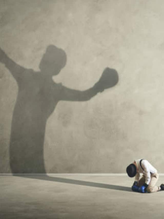 8 Signs That Show You Are Emotionally Strong, According To Psychology