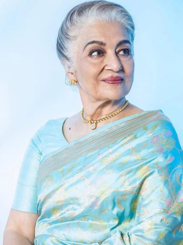 Retro Throwback: Beauty Tips From Yesteryear Stars