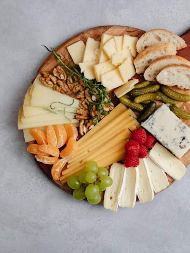 Tips And Tricks To Prepare The Perfect Charcuterie Board